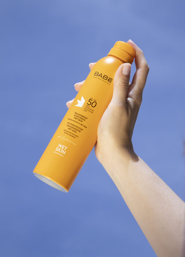 Transparent Sunscreen Wet Skin SPF 50