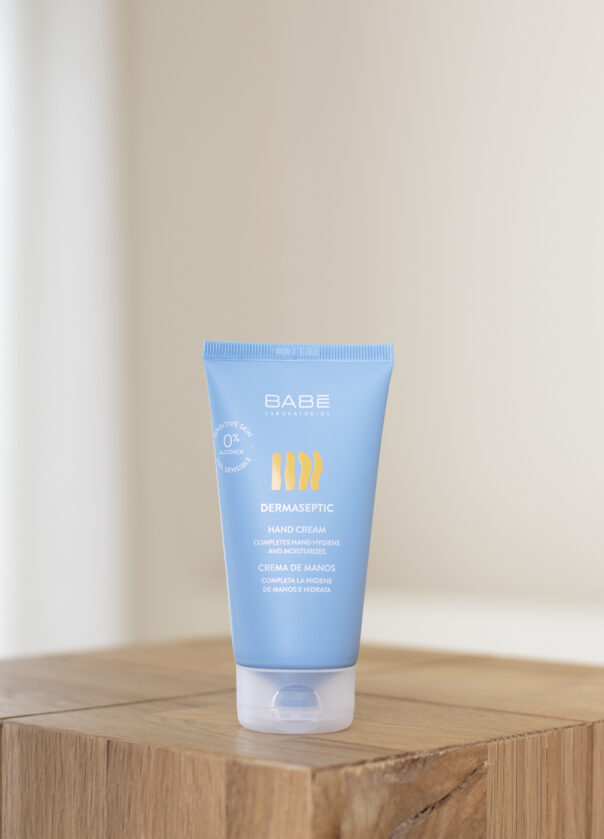 Dermaseptic Hand Cream - Laboratorios BABÉ | La Fórmula del Cuidado